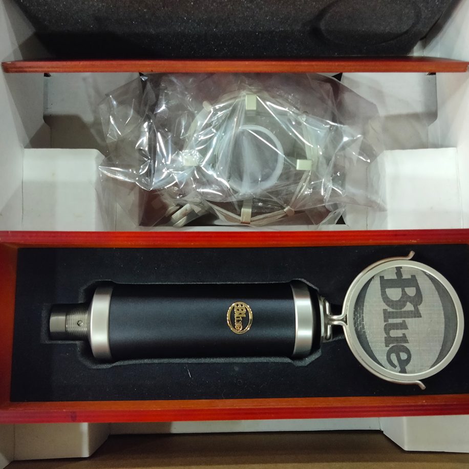 Blue Microphones The Original Baby Bottle Pack - MuzikOne