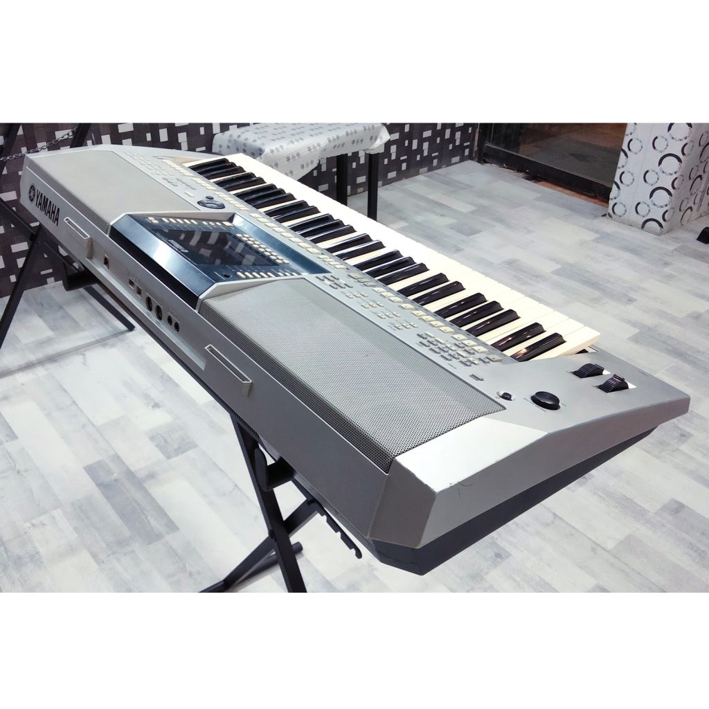 Yamaha PSR-S710 61-key Arranger Workstation - MuzikOne