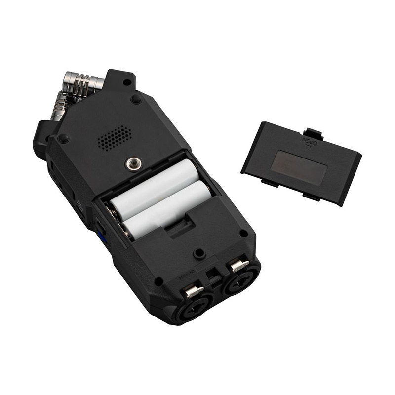 Zoom H4essential Handy Recorder - MuzikOne
